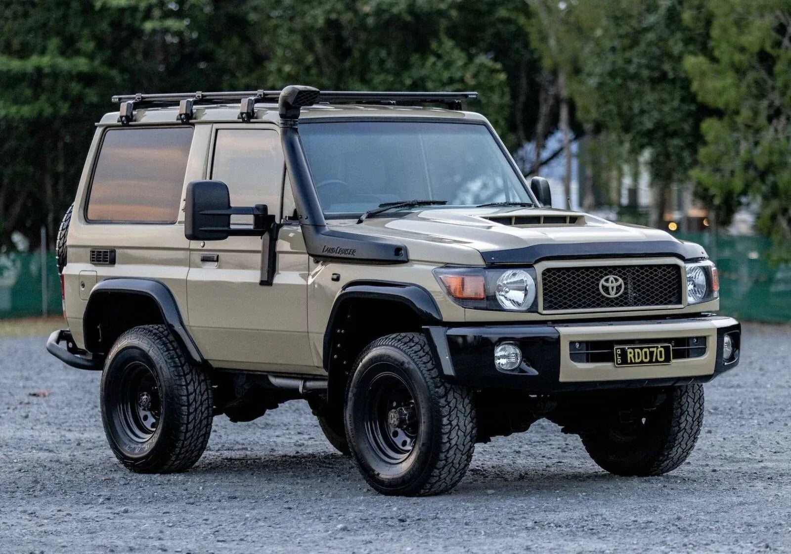 Toyota Land Cruiser 70 Series - Acccessoires 4x4 & Tout Terrain ...